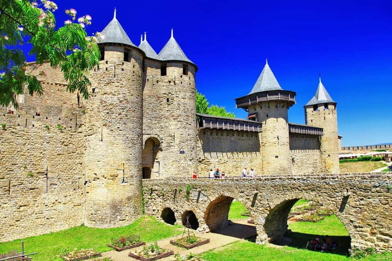 Carcassonne: Express Walk with a Local in 60 minutes - Why This Tour Offers Great Value