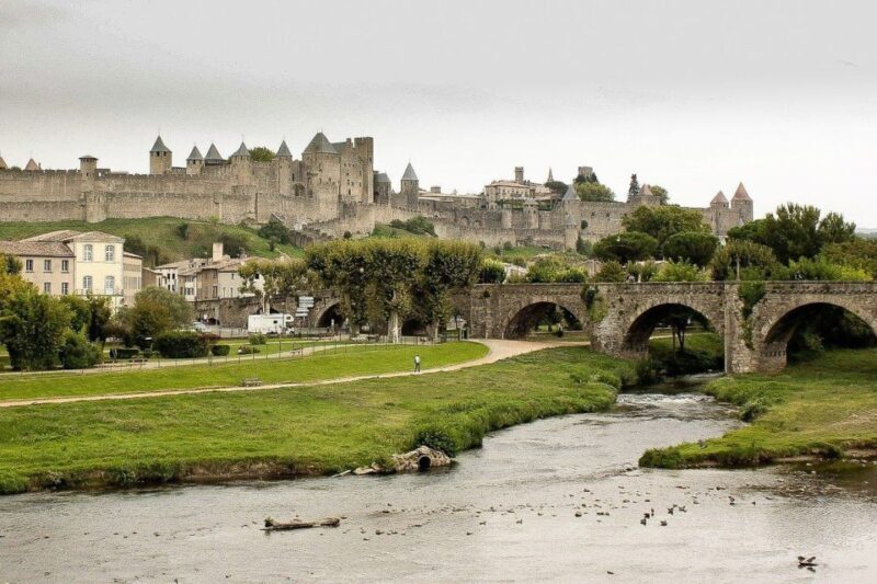 Carcassonne: Private Guided Tour of the Medieval Fortress - Key Points