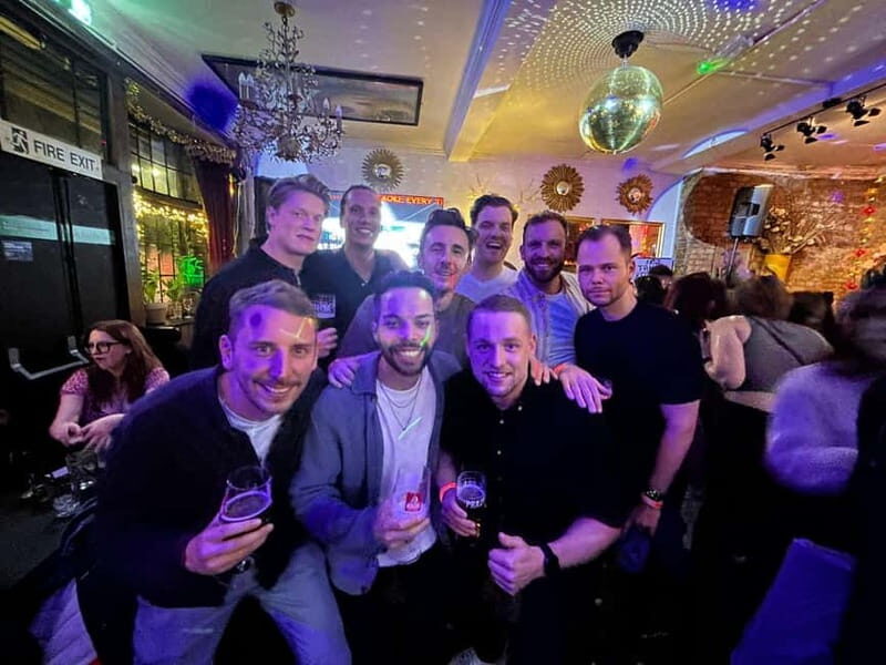 Cardiff: Guided Bar Crawl with Shots and Nightclub Entry - Introduction