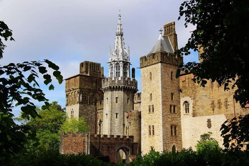Cardiff Private Guided Walking Tour - Discovering Cardiff’s Past and Present: A Detailed Walkthrough