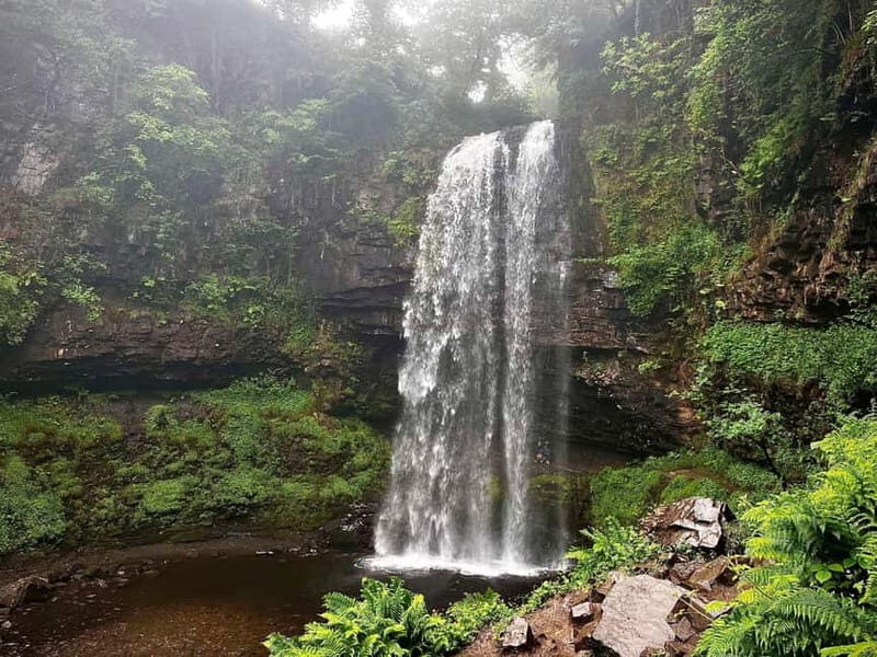 Cardiff: Waterfalls, Mountains & Castles Day Tour - The Packing List & Practicalities