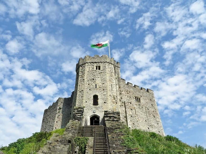 Cardiff Welcome Tour: Private Tour with a Local - Key Points