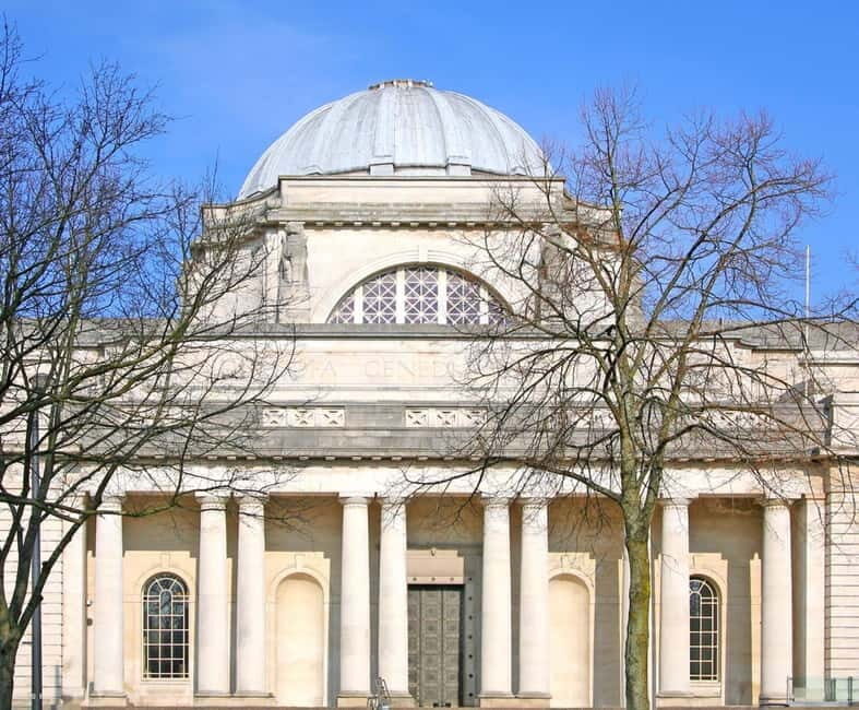 Cardiff Whovian Chronicles A Sci-Fi City Stroll - The Value of a Private Tour