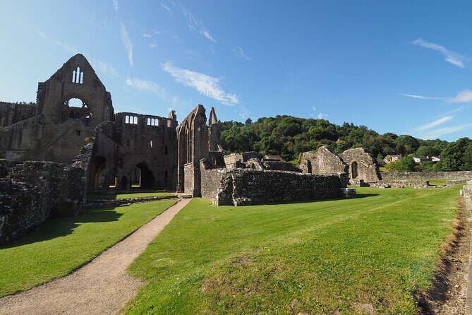 Cardiffs Private Full-Day Bardic Journey - Key Points