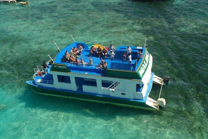 Caribbean Party Boat / Booze Cruise - Key Points