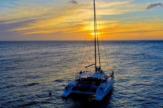 Caribbean Sunset to Isla Mujeres - Key Points