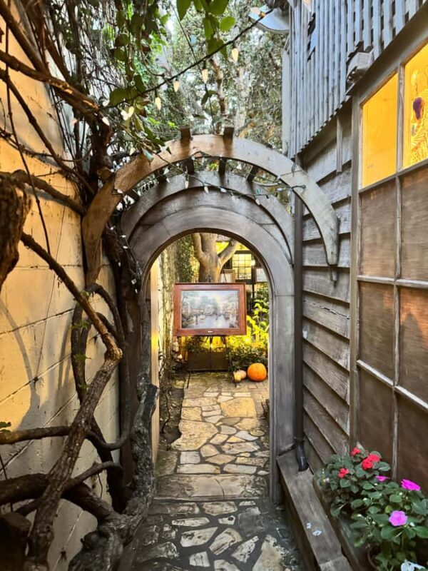 Carmel-by-the-Sea: Guided Food Tour with 5 Authentic Dishes - The Sum Up