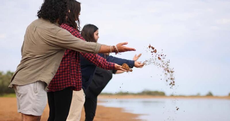 Carnarvon: Indigenous Guided Sunset Walk - Key Points