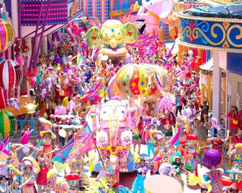 Carnival Magic Show with Buffet Dinner - Key Points