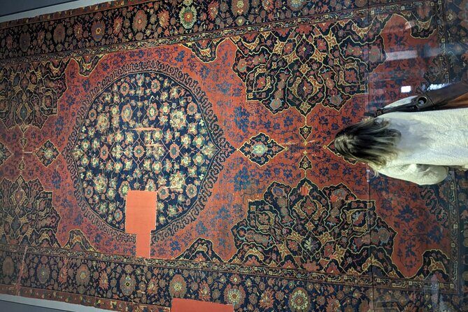 Carpet Shopping Adventure at Istanbul Historic Carvansarai - Exploring the Carpet Shopping Experience: A Step-by-Step Breakdown