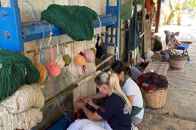 Carpet Weaving Art Lessons & Experience - FAQ