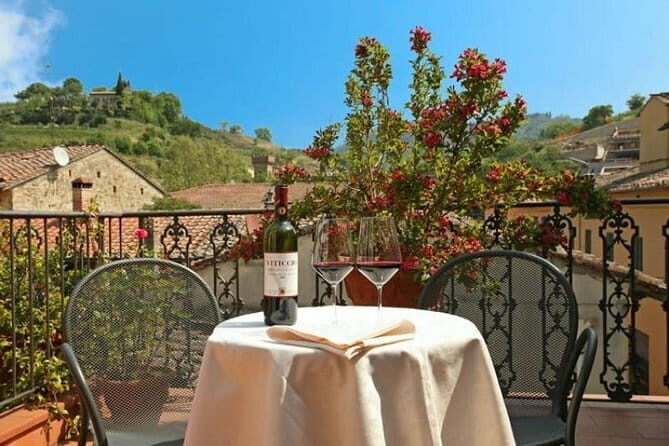 Carriage ride and Lunch in a typical restaurant in the heart of Chianti - Key Points