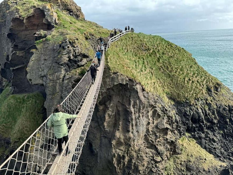 Carrick A Rede Ropebridge & Giants Causeway Private Tour - Authentic Feedback from Travelers