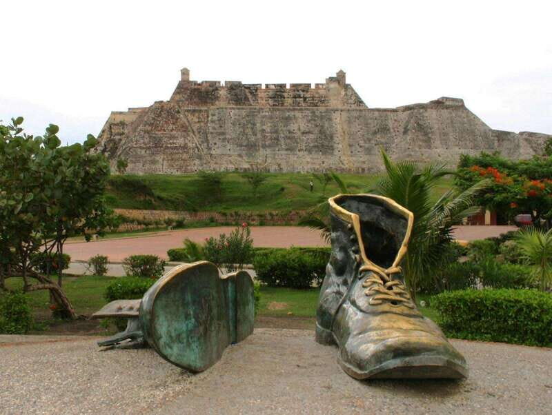 Cartagena: BILINGUAL CITYTOUR + SAN FELIPE CASTLE & Old city - What You Can Expect at Each Stop
