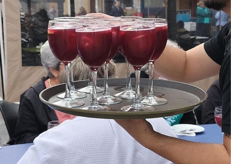 Cartagena: Guided Walking Tour with Tapas and Drinks - Key Points