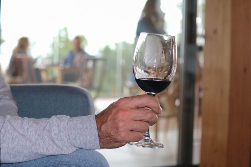 Carvoeiro/Portimão/Alvor: Wine Tour w/ Tasting, Tapas, Music - Key Points