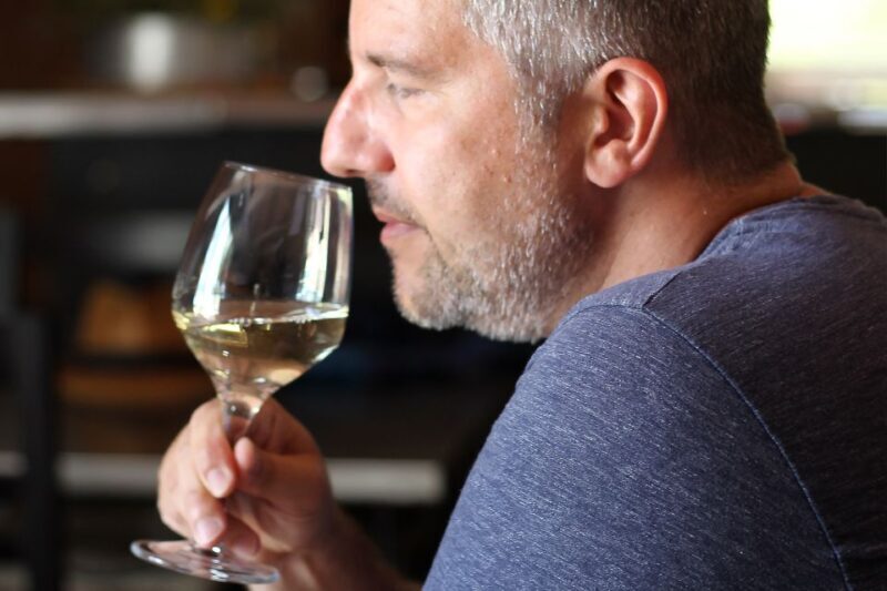 Carvoeiro/Portimão/Alvor: Wine Tour w/ Tasting, Tapas, Music - Practical Considerations