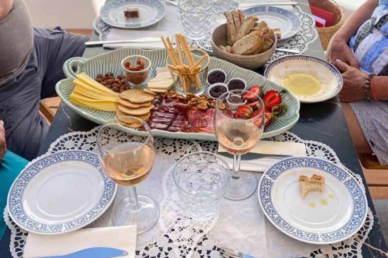 Carvoeiro/Portimão/Alvor: Wine Tour w/ Tasting, Tapas, Music - Who Will Love This Tour?