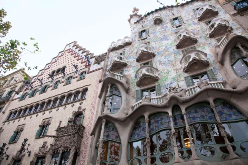 Casa Batllo Fast-Track Tickets, Barcelona Architecture Tour - What This Tour Offers: A Deep Dive