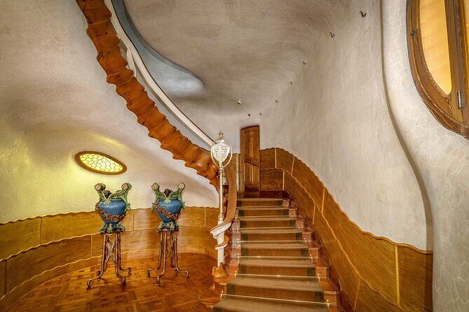 Casa Batllo Fast Track Tour with Optional White Rabbit Museum - What’s Included and How It Impacts Value