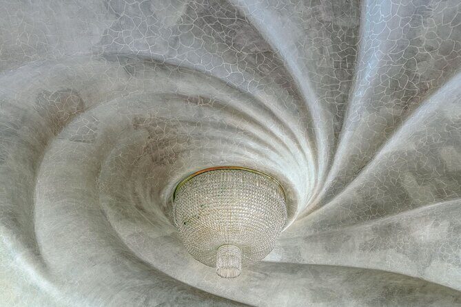 Casa Batllo Fast Track Tour with Optional White Rabbit Museum - The Sum Up
