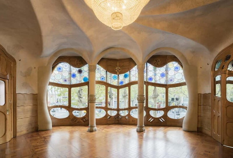 Casa Batlló First Access Insider Tour With Breakfast - Key Points