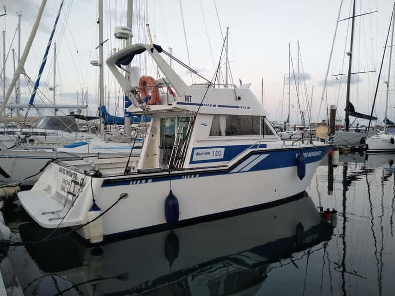 Cascais: Family Fishing - Small Group Dynamics and Accessibility