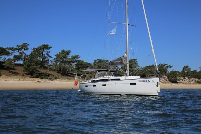 Cascais Private Sailing 2h Cruise with a drink - A Closer Look at the Cascais Private Sailing Experience