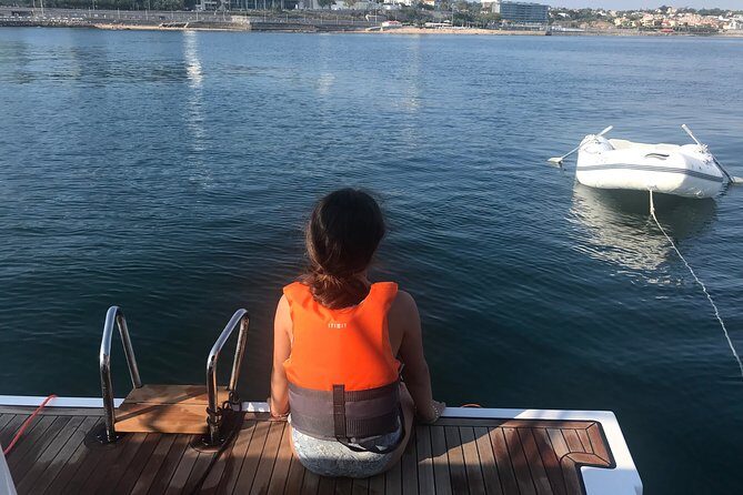 Cascais Private Sailing 2h Cruise with a drink - Frequently Asked Questions (FAQs)
