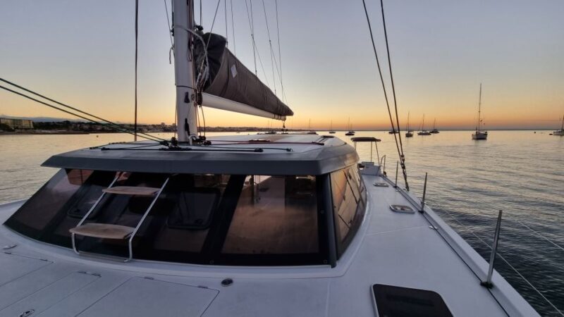 Cascais:Luxury Private Sailing Catamaran Cruise with a Drink - FAQ