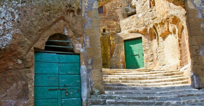 Cascate di Saturnia e Pitigliano in Bus con Guida Ambientale - Introduction to the Tour Experience