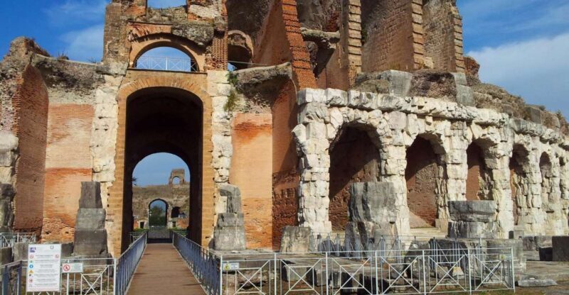 Caserta Royal Palace and Spartacus Amphitheater Tour - Analyzing the Price and Value