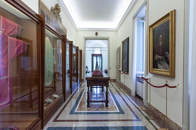 Castel Gandolfo: Papal Apartments & Secret Garden Entry Ticket - A Broad Look at the Experience