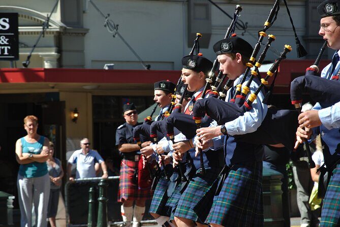 Castle, Coast & City Tour - 8 pax max - Castle Entrance Included - FAQ