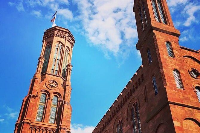 Castle to Capitol: Museums of the National Mall Architecture Tour - Key Points