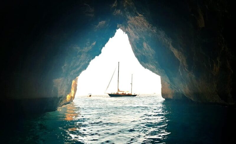 Castro marina (LE) Sailing boat trip on vintage Cassiopèe - An In-Depth Look at the Experience