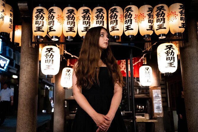 Casual Photoshoot in Dotonbori, Osaka with a Pro Photographer - Who Should Consider This Tour?