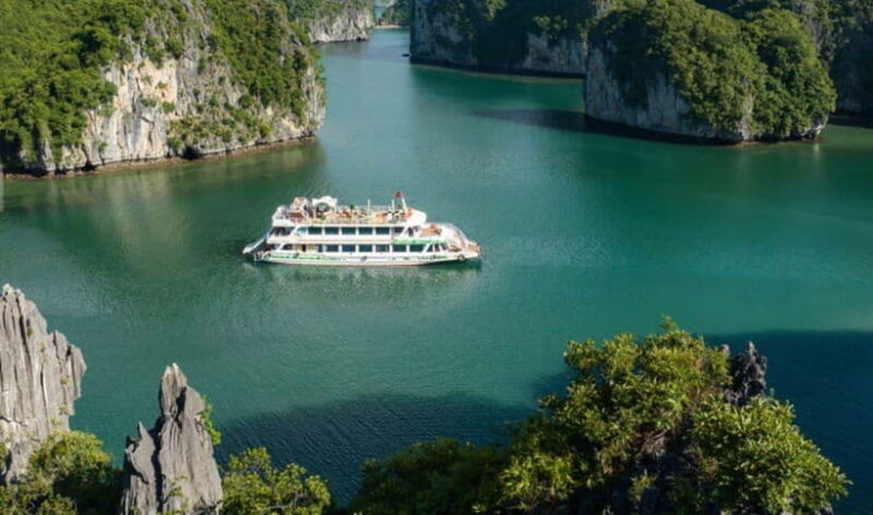 Cat Ba 2 days trip: Luxury cruise, national park & beach - Key Points