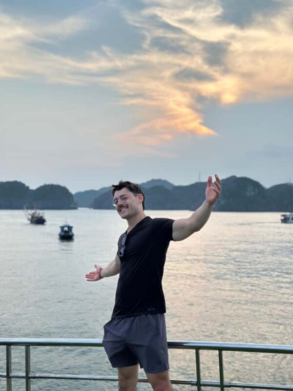 Cat Ba : Lan Ha Bay Boat Tour , Monkey Island and Sunset - What Travelers Say