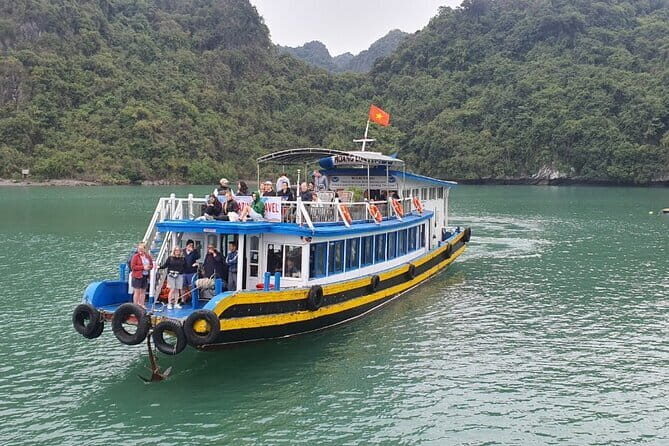 Cat Ba: Lan Ha Bay & Ha Long Bay Boat Trip, biking, kayakin,lunch - A thorough review of the Lan Ha & Ha Long Bay experience