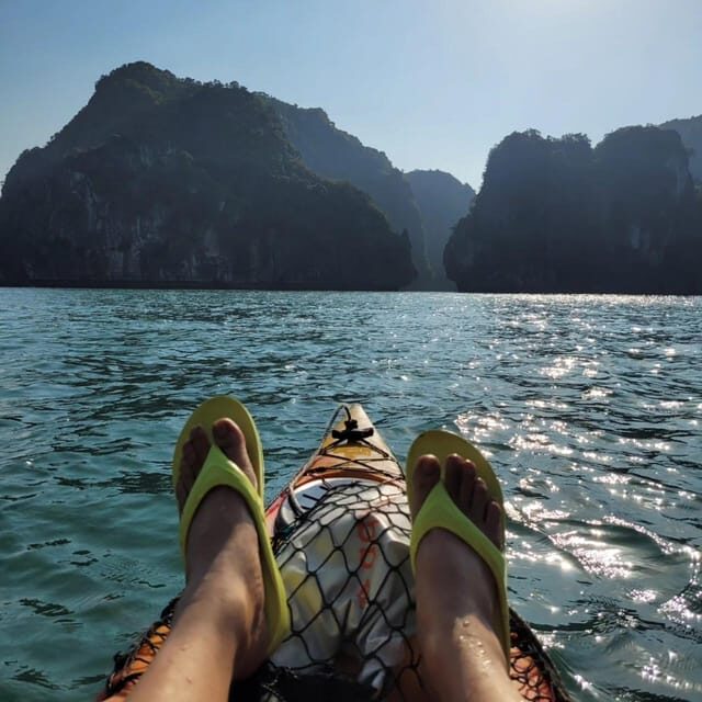 Cat Ba_Kayaking exploring Lan Ha Bay and Ba Trai Dao - Diving Into the Details of the Kayaking Tour