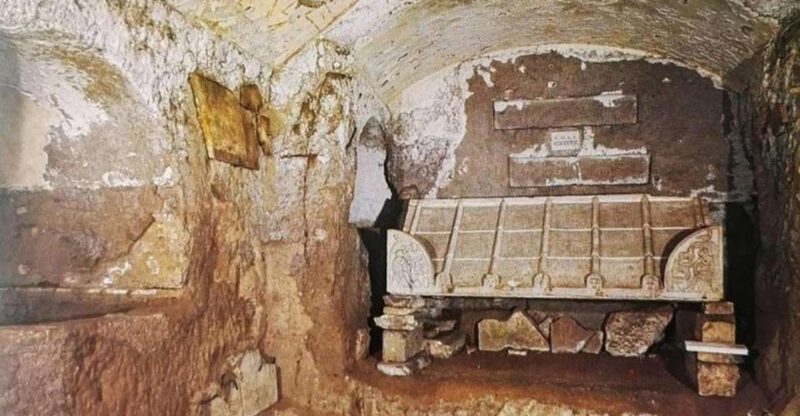 Catacombs in Rome with private transfer - Who Should Consider This Tour?