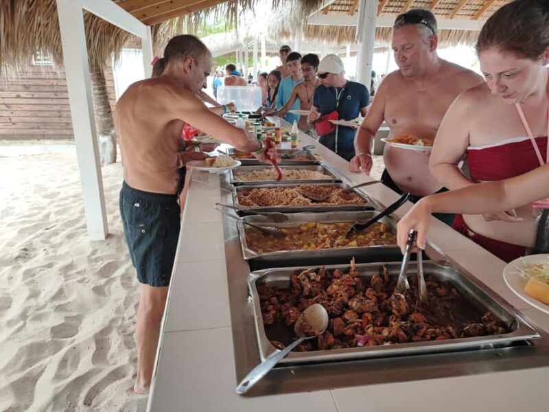 Catalina Island Comfort: Snorkeling & Catamaran Experience - The Itinerary in Detail