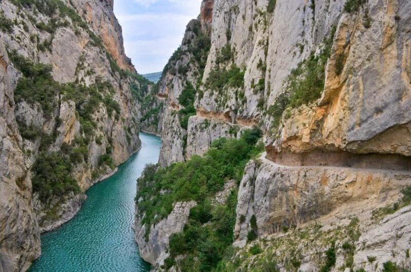 Catalonia: Mont-rebei Gorge Guided Hike with Transfer - What Makes This Tour Stand Out