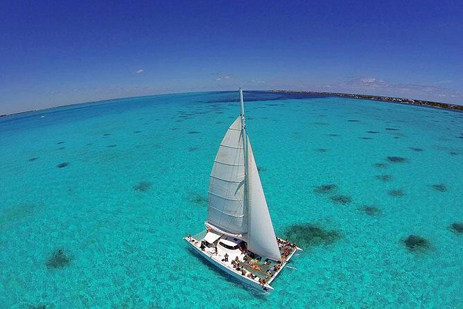 Catamaran Adventure in Cancun - An In-Depth Look at the Experience