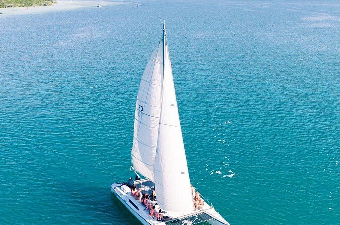 Catamaran Adventure: Navigate the Seven Colors - The Experience: Atmosphere and Authenticity
