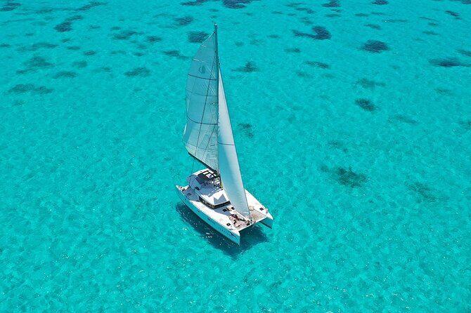 Catamaran Albatros Platinum & Beach club & Open bar & Isla Mujeres - What Travelers Say: Authentic Perspectives