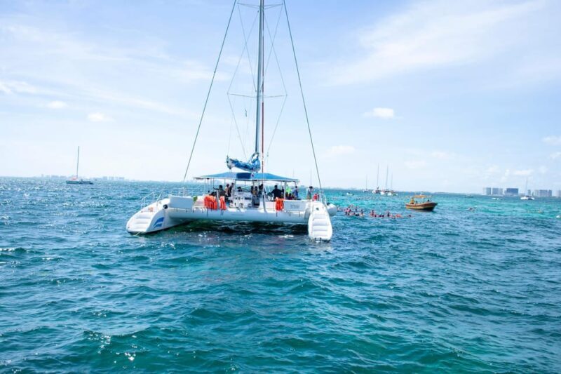 Catamarán Cruise to Isla Mujeres & Buffet Lunch - FAQ