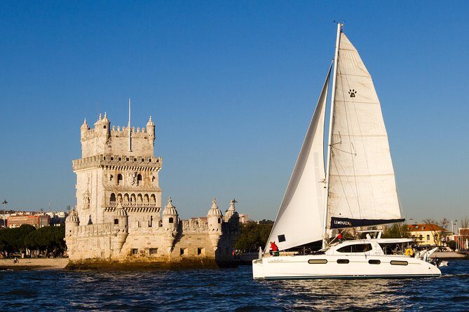 Catamaran Cultural Tour through Lisbon - Setting the Scene: The Lisbon Waterway Experience