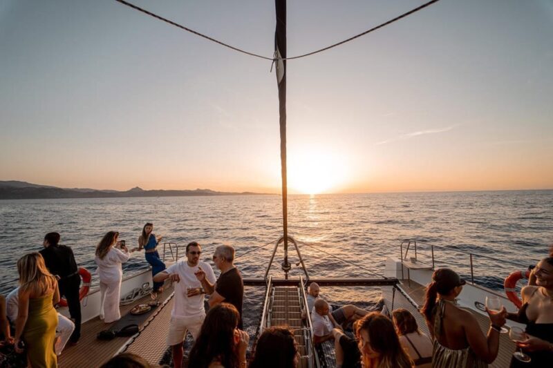Catamaran half-day excursion - Weather and Flexibility